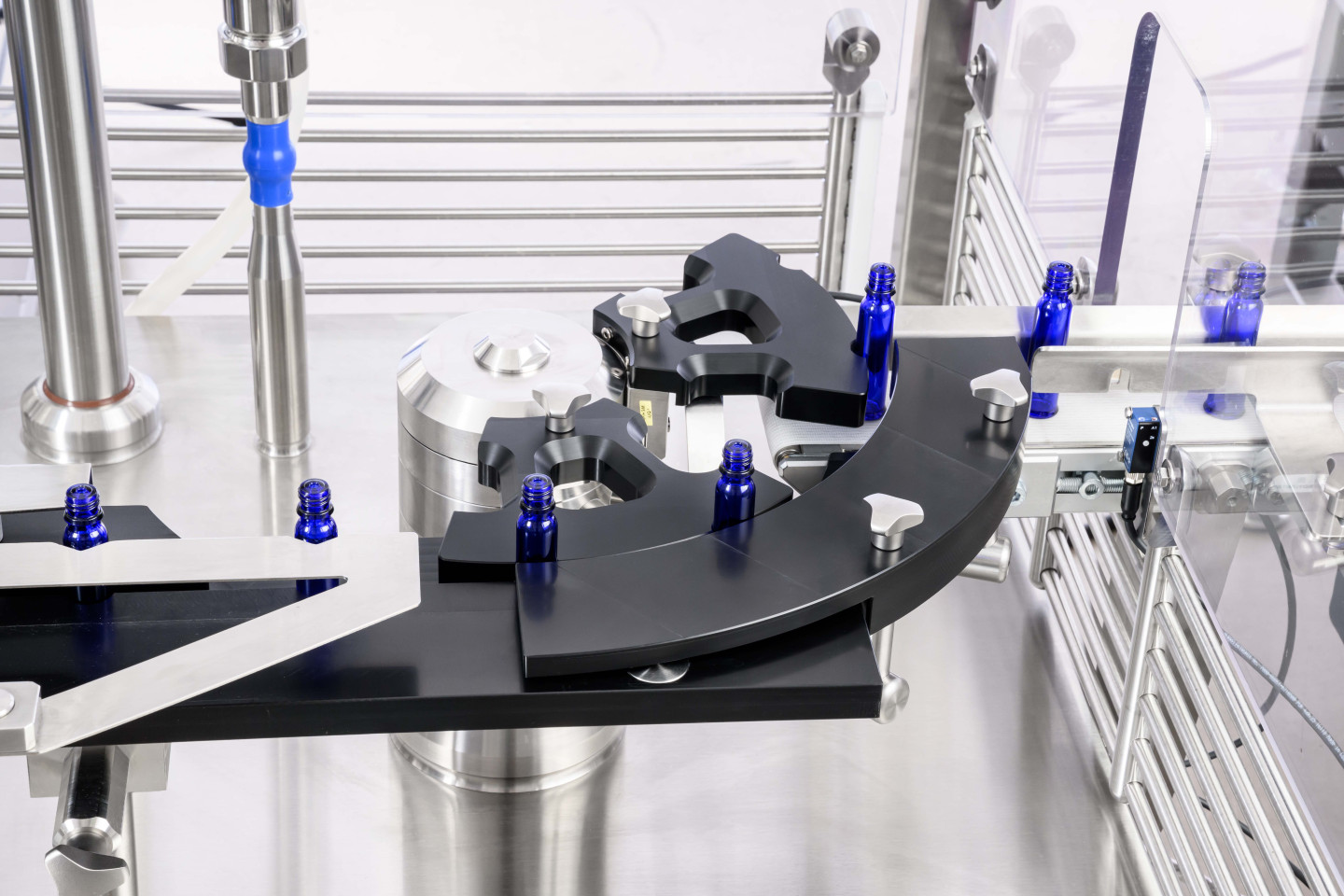 Z-201 | Pharmaceuticals & IVD machine - Rychiger