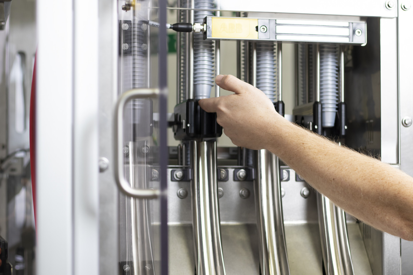 FS 190 | Coffee capsule filling & Sealing machine - Rychiger