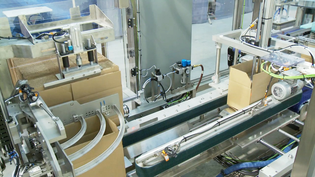 NCP-25 | Case packer on less than 10 square meters - Rychiger