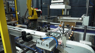 NRCP-5 | Sequentially automated case packer - Rychiger