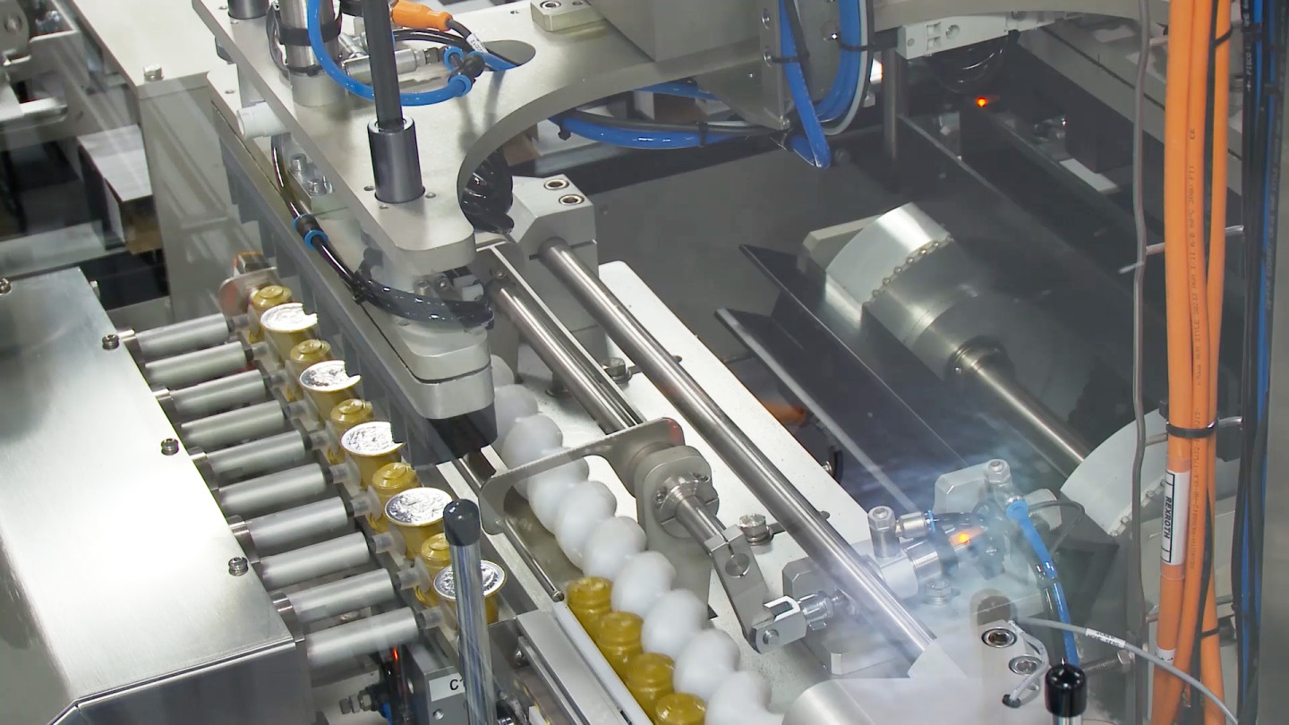 NHC-40 | Secondary packaging machine for coffee pods - Rychiger